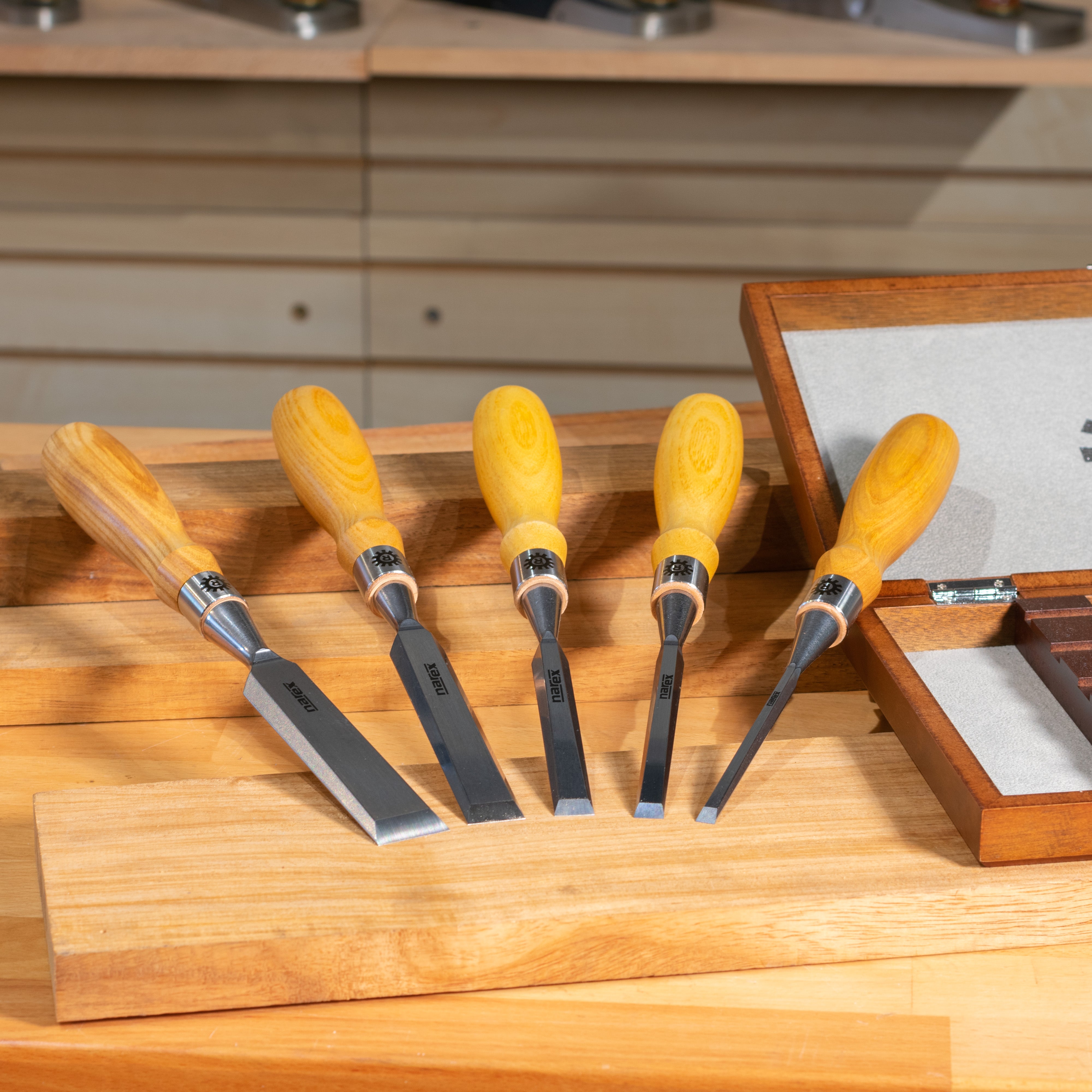 Buy Narex Premium Richter Cryogenic 5pc Bevel Edge Chisel Set in Wooden ...